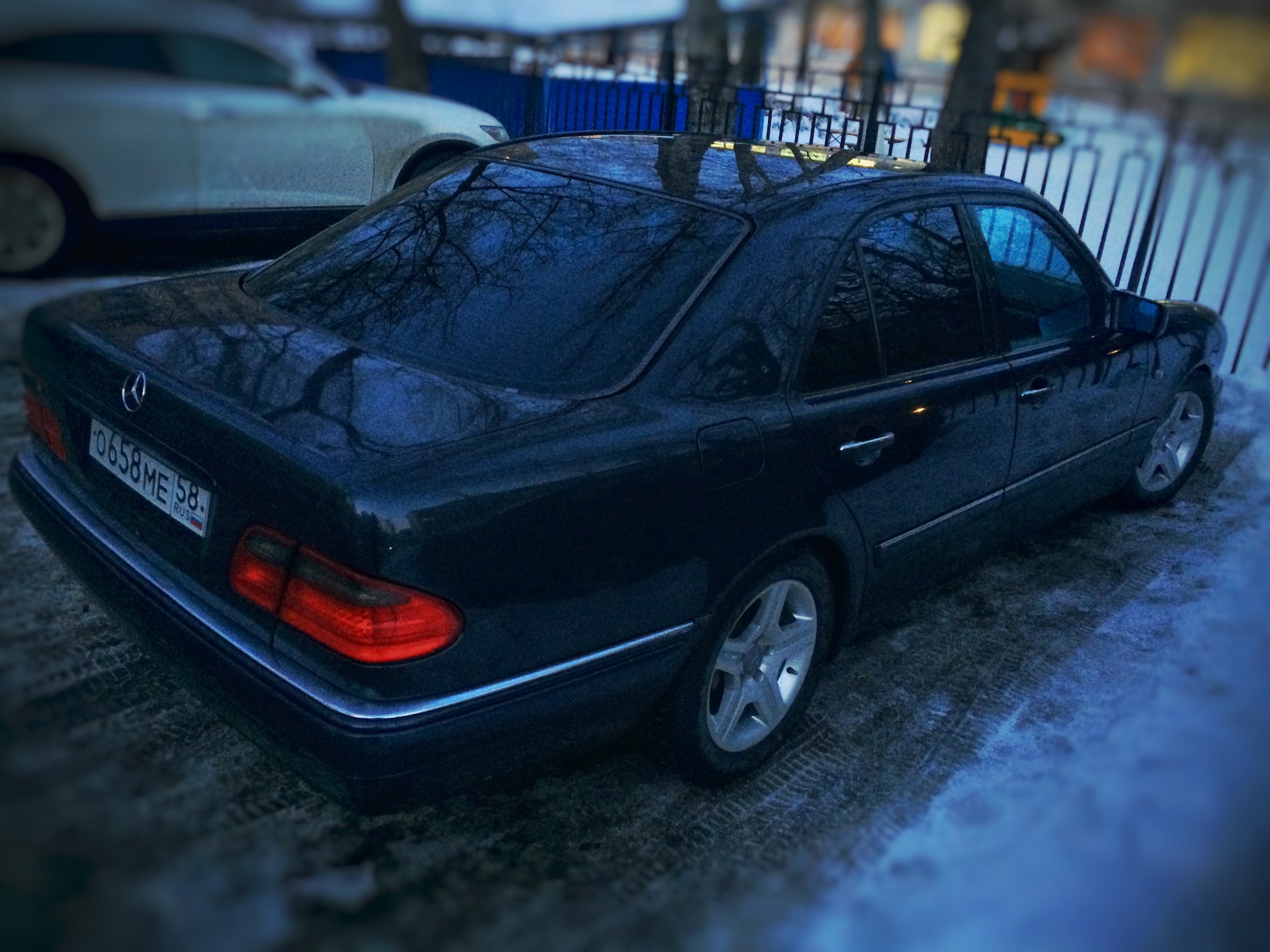 Помылся — Mercedes-Benz E-class (W210), 2,4 л, 1998 года | мойка | DRIVE2