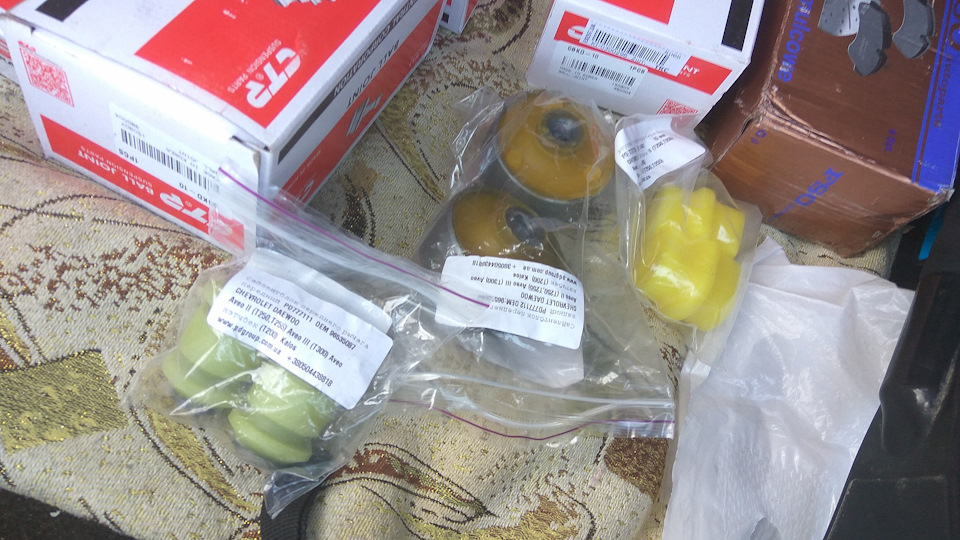 96535087 Сайлентблок рычага передней подвески, передний / Chevrolet ...