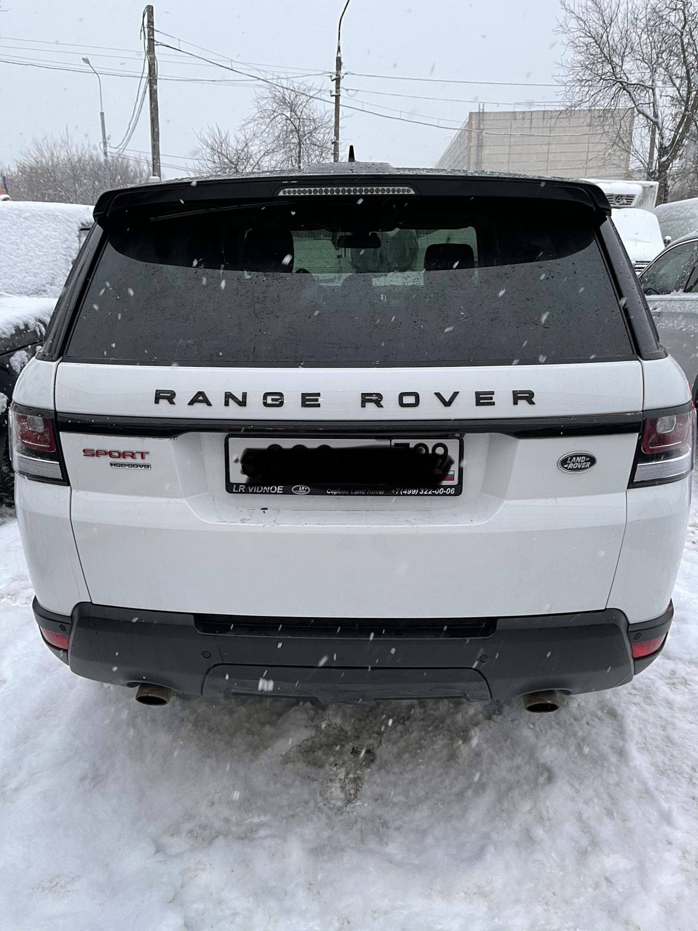 Буквы Ренж Ровер — Land Rover Range Rover Sport (2G), 4,4 л, 2014 года ...
