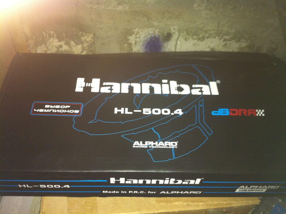 Усилок на фронт Hannibal HL-500.4 — Lada 2115, 1,5 л, 2005 года ...