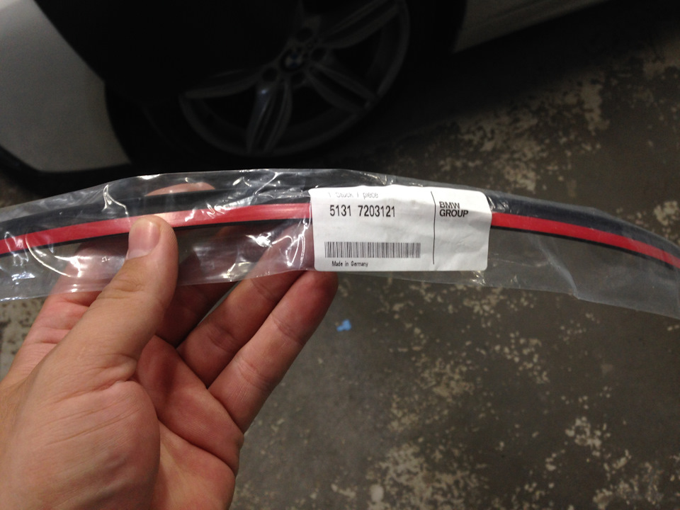 51317203121 Щиток лобового стекла Вх BMW | Запчасти на DRIVE2