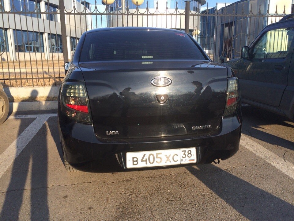 И вновь новые задние фонари + немного вечерних фото! — Lada Гранта (1G ...
