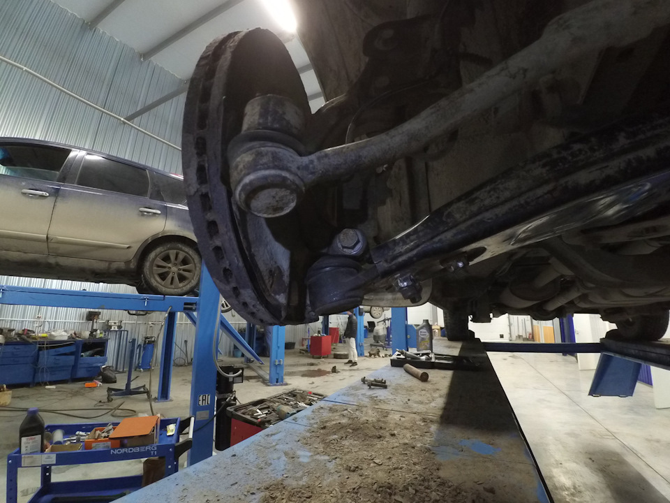 Замена расходников в подвеске — Hyundai Grand Starex, 2,5 л, 2008 года ...