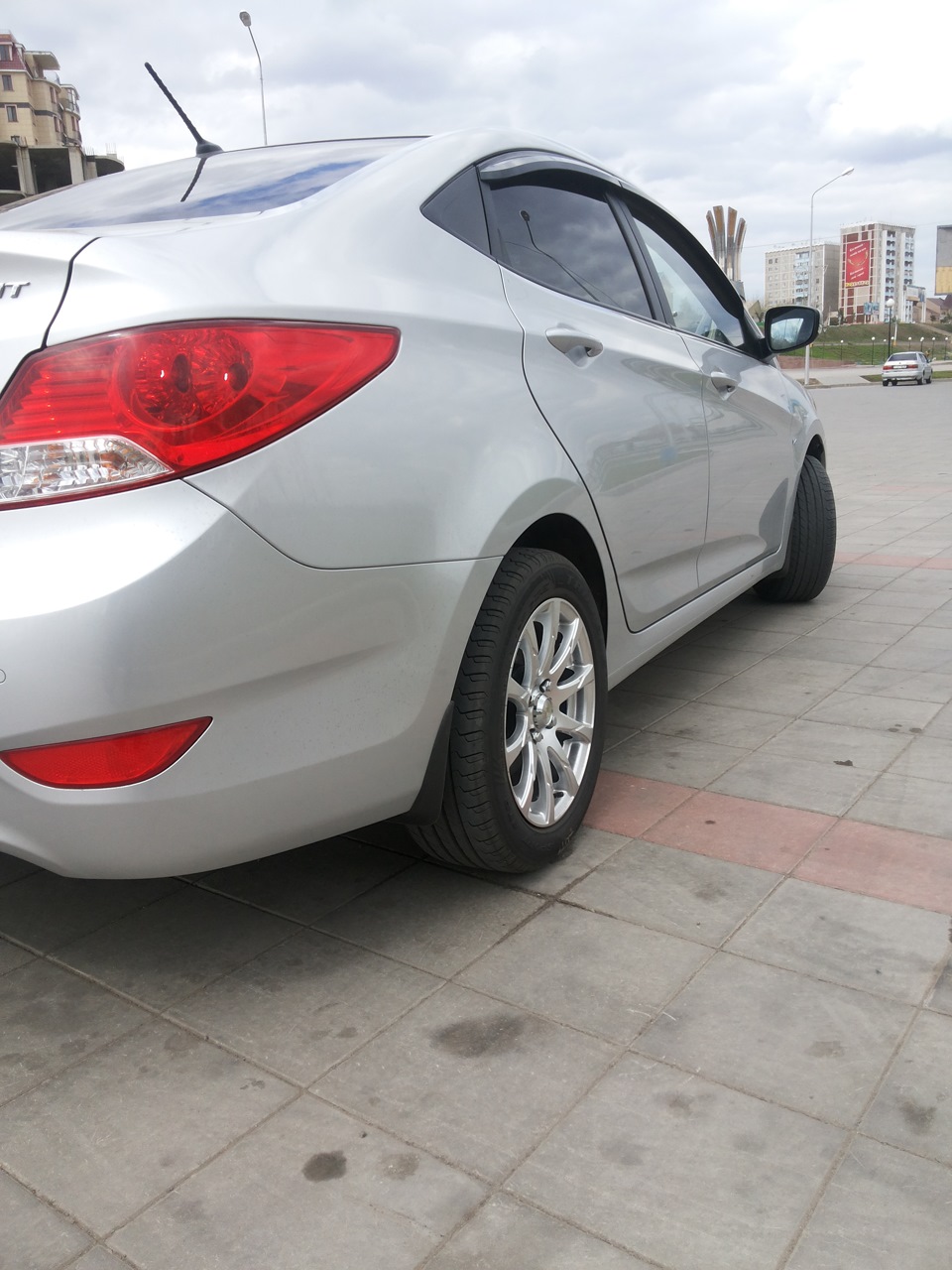 Новые тапки на лето) — Hyundai Accent (4G), 1,6 л, 2013 года | колёсные ...