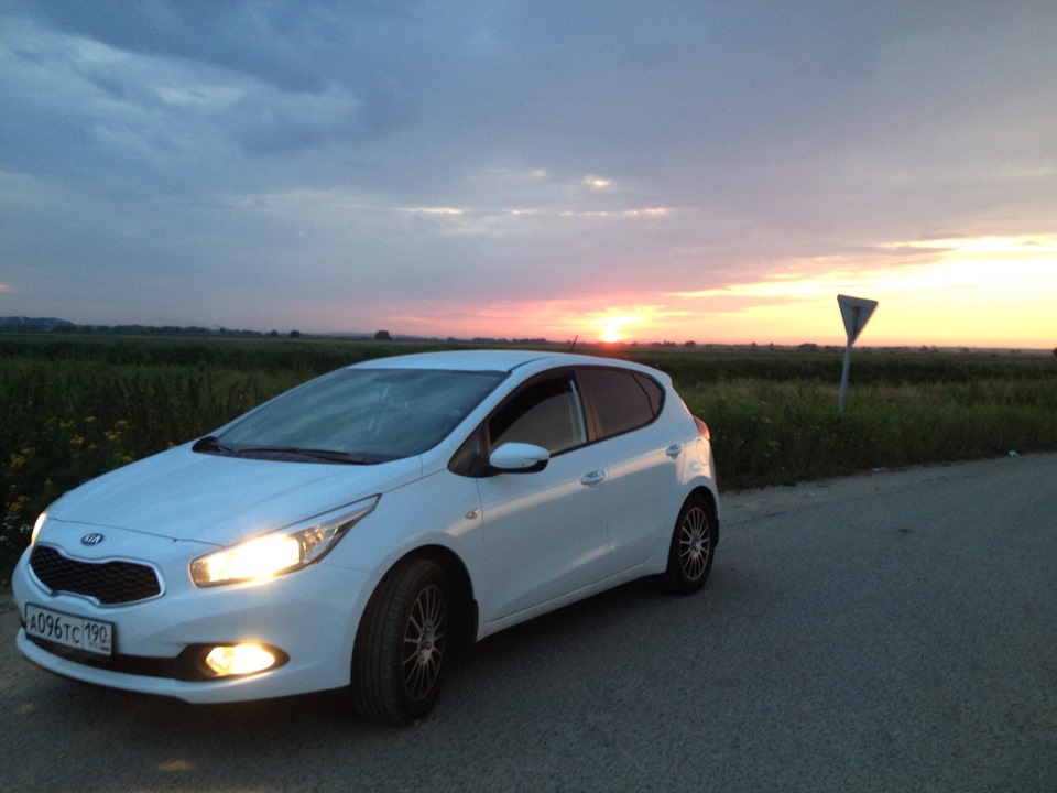 Мои красавчики — KIA Ceed (2G), 1,6 л, 2012 года | колёсные диски | DRIVE2