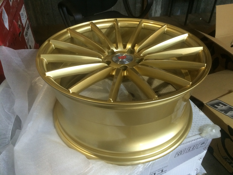 комплект разношироких литых дисков DOMANI DM004 (аналог VOSSEN VFS2) на ...