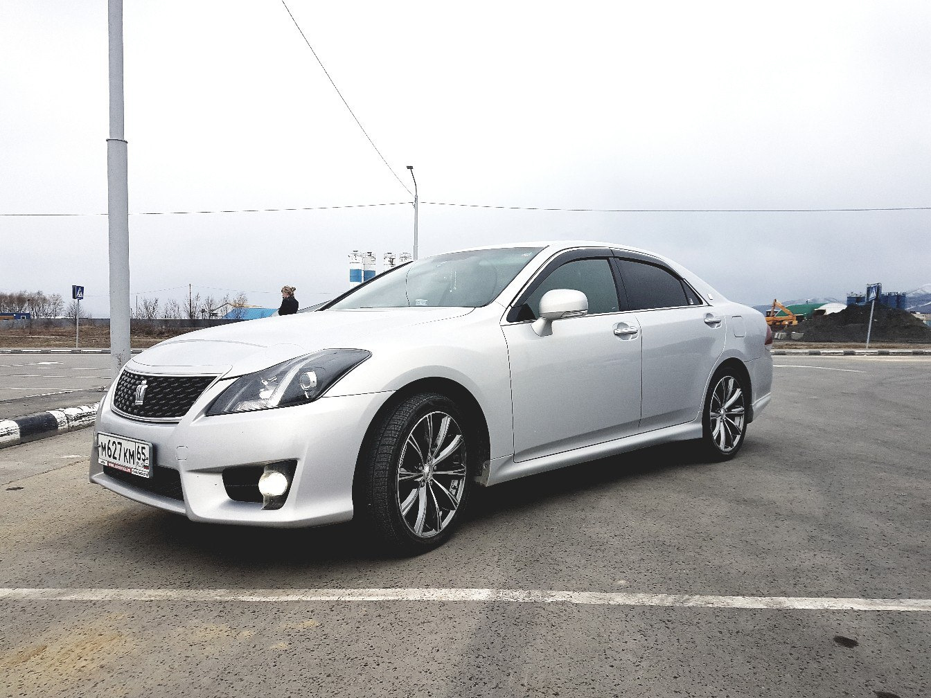 Переобулся на лето — Toyota Crown (S200), 2,5 л, 2011 года | фотография ...