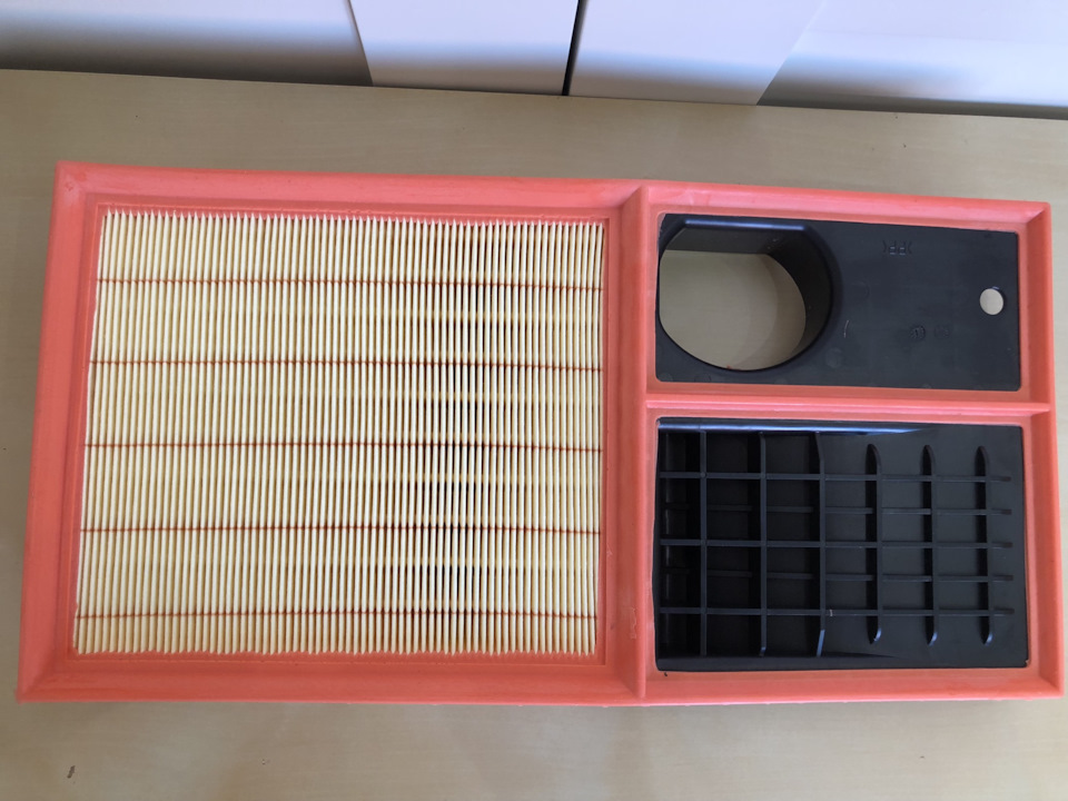 Воздушный фильтр Mann C3880 оригинал на Skoda Fabia Mk2, Skoda Rapid ...