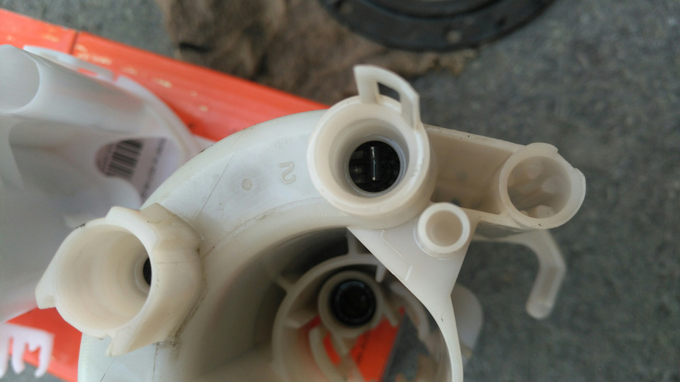 Замена топливного фильтра и сеточки. — Subaru Impreza (GE/GH), 2 л ...