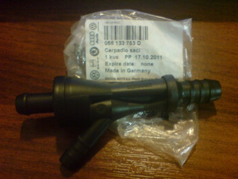 058133753D Клапан, отвода воздуха из картера VAG | Запчасти на DRIVE2