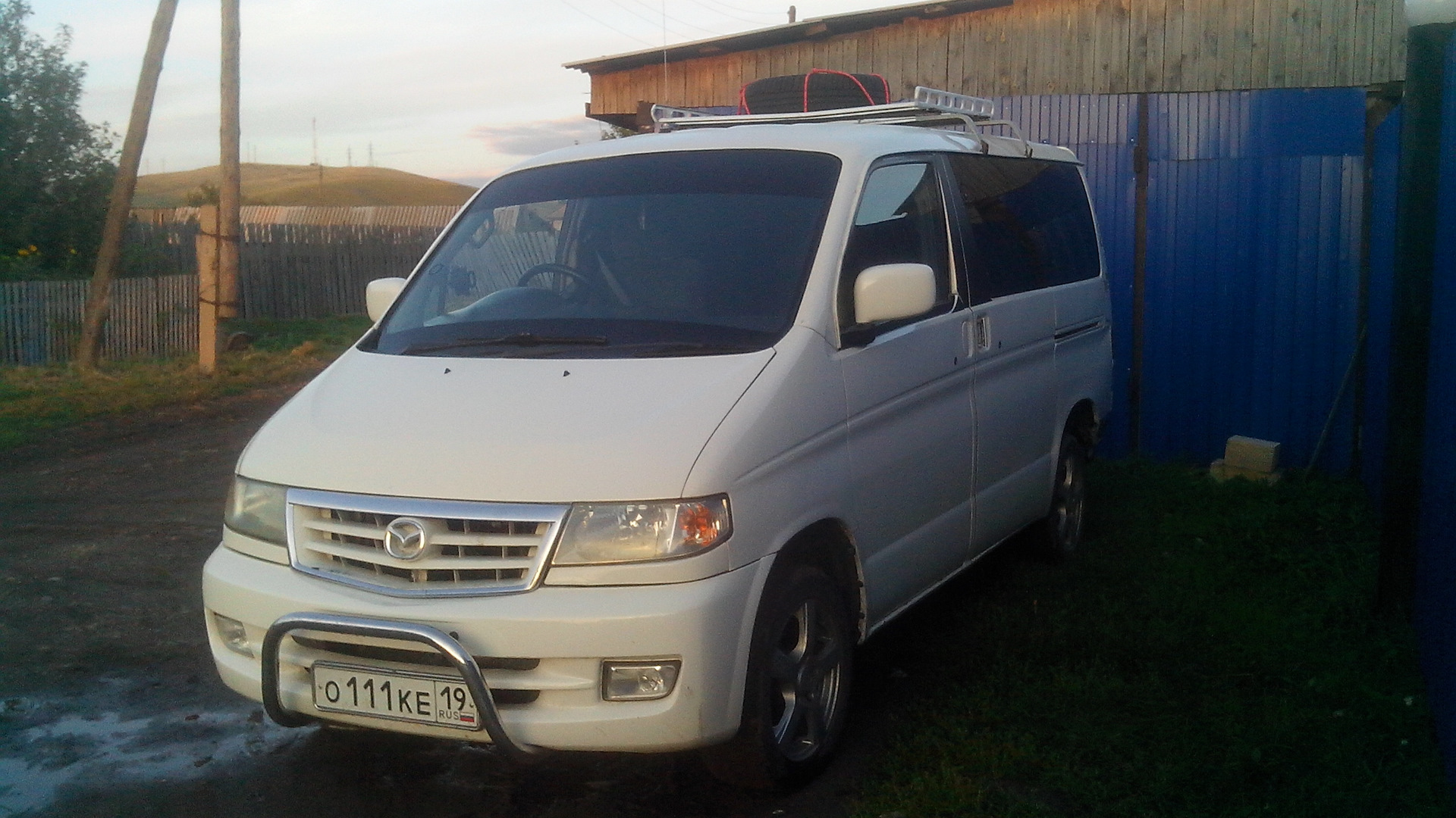 Mazda Bongo Friendee 2.0 бензиновый 2000 | на DRIVE2