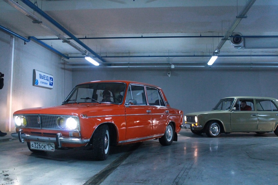 Съёмки клипа или слёт ВАЗеров ;) — Lada 2101, 1,2 л, 1975 года | встреча | DRIVE2