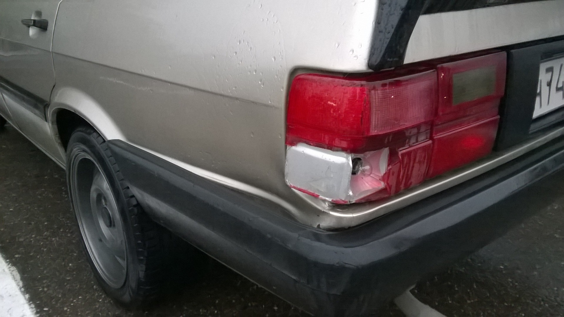 Однофотогрустипост — Audi 80 (B2), 2 л, 1986 года | ДТП | DRIVE2