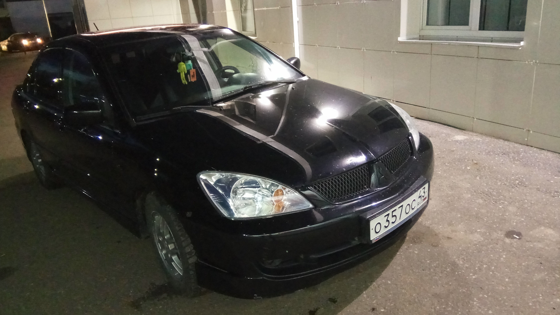 Mitsubishi Lancer IX 1.6 бензиновый 2006 | Черный перламутр x42 на DRIVE2