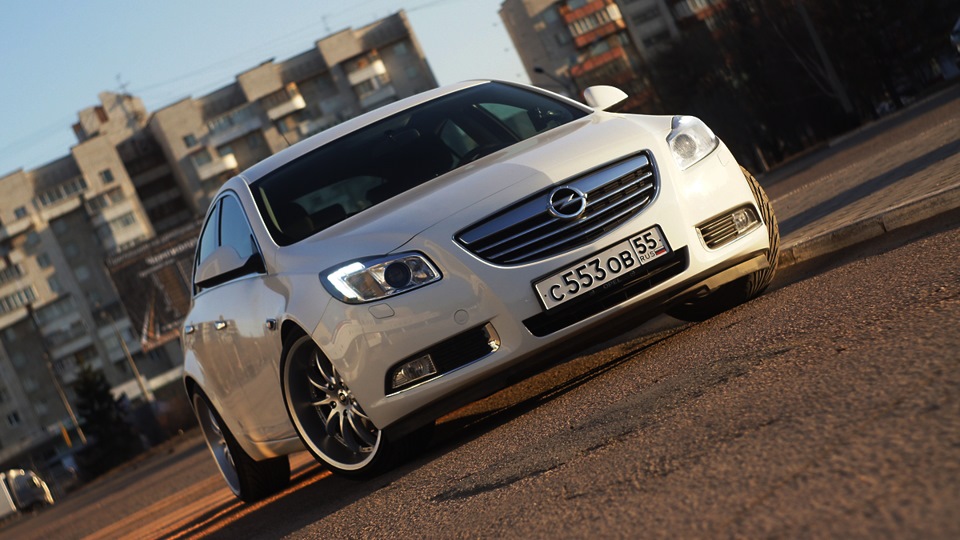 Продам фары, копия фар с AFL — Opel Insignia Hatchback, 1,6 л, 2011 ...
