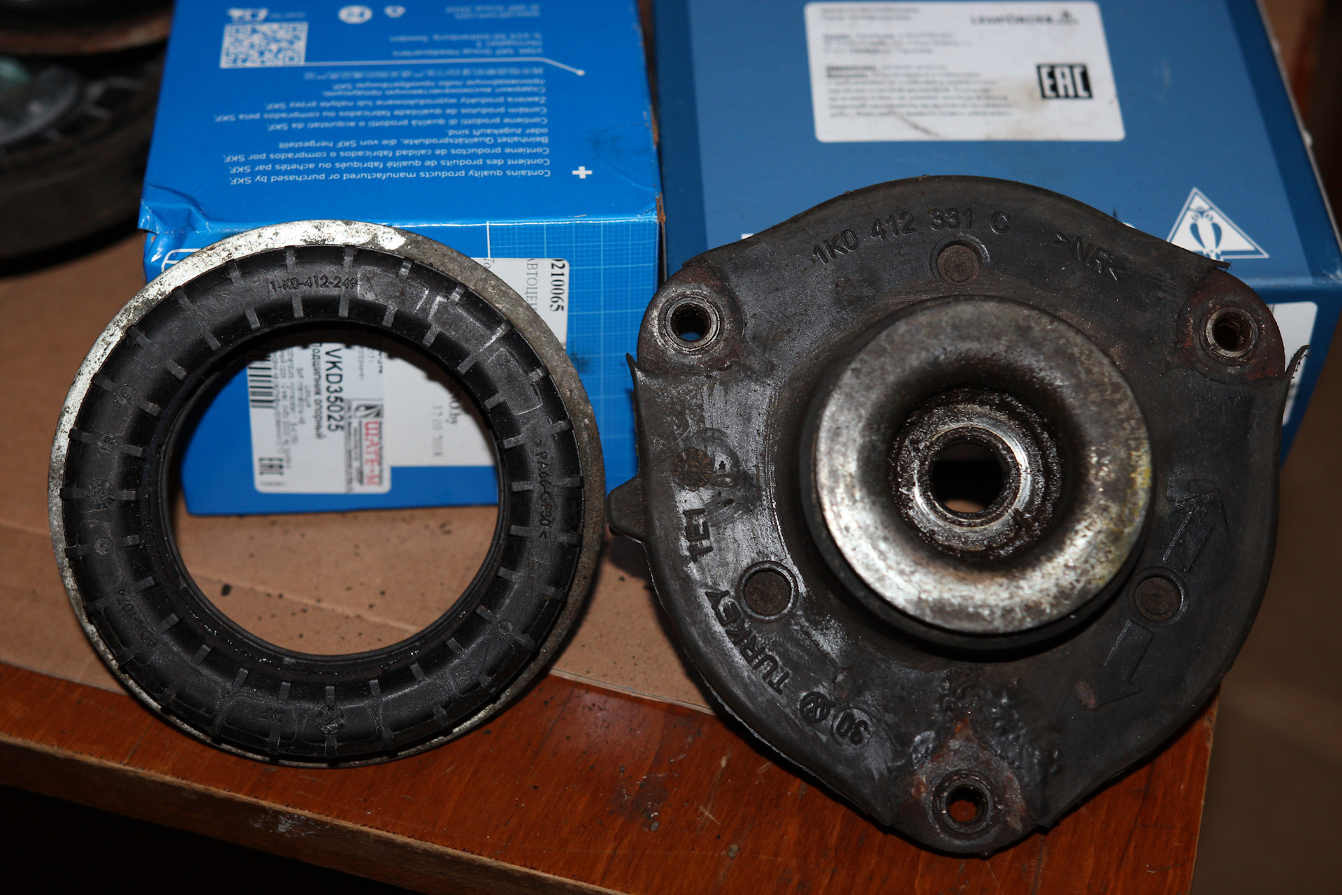 Пружина передней подвески — Volkswagen Golf Plus, 1,6 л, 2011 года ...