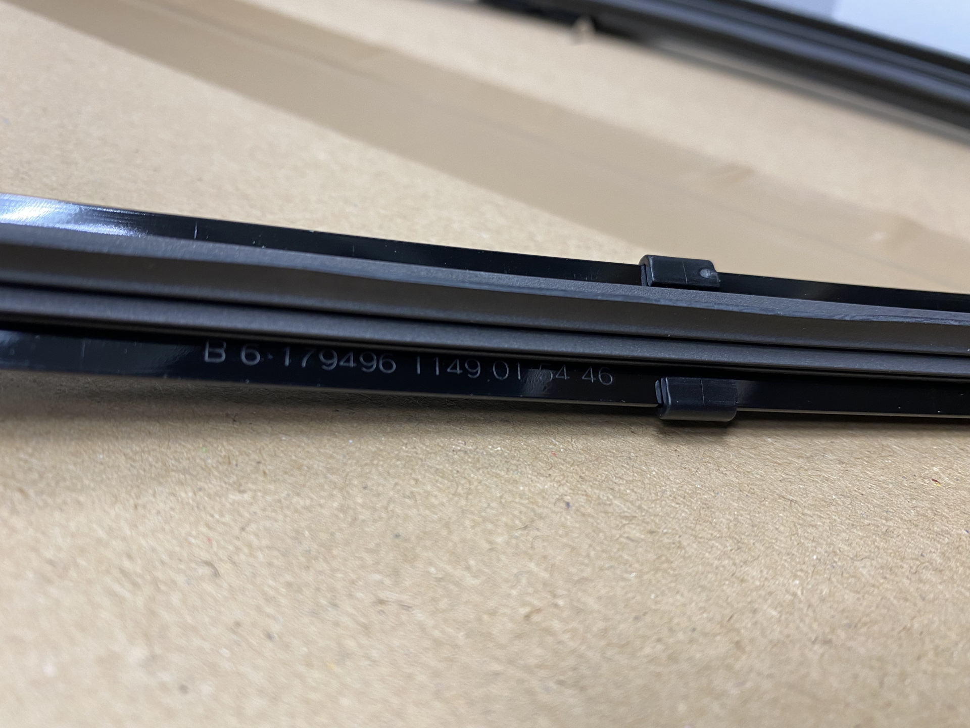 Лобовое стекло, стеклоочистители. — BMW X5 (E70), 3 л, 2013 года ...