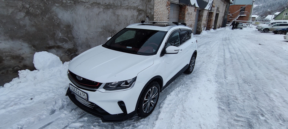 Багажник на крышу или пусть белорусы нам завидуют — Geely Coolray (1G ...