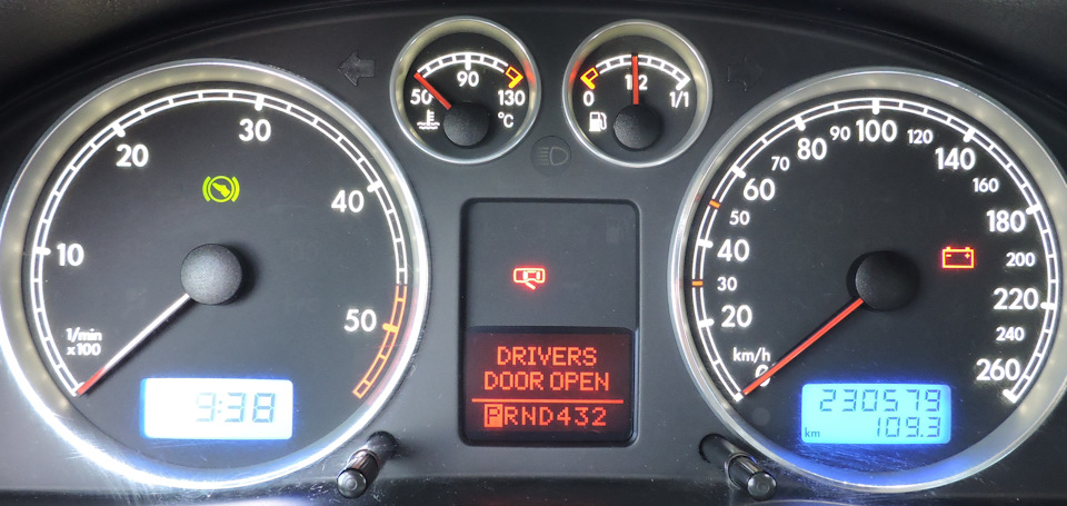 Установка приборной панели с полным экраном — Volkswagen Passat B5, 1,9 ...