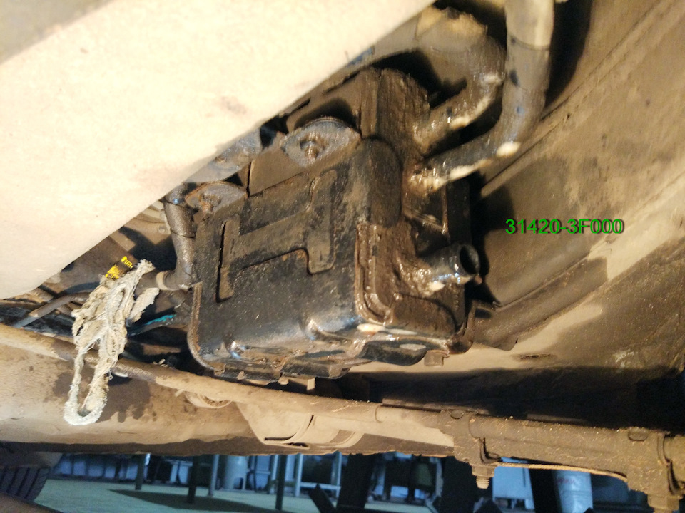 314203F000 АДСОРБЕР ПАРОВ ТОПЛИВА (С УГОЛЬНЫМ НАПОЛНИТЕЛЕМ В ...