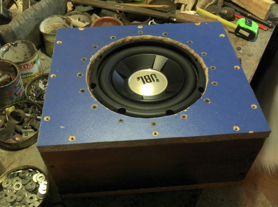 sub under seat (саб под сиденье) — Volkswagen Caravelle (T4), 2,5 л ...