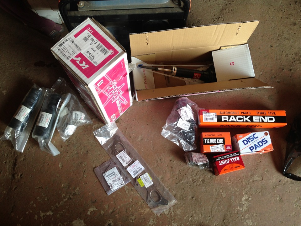 ТО по подвеске, замена шаровой на 555, задние амортизаторы, пыльники ...