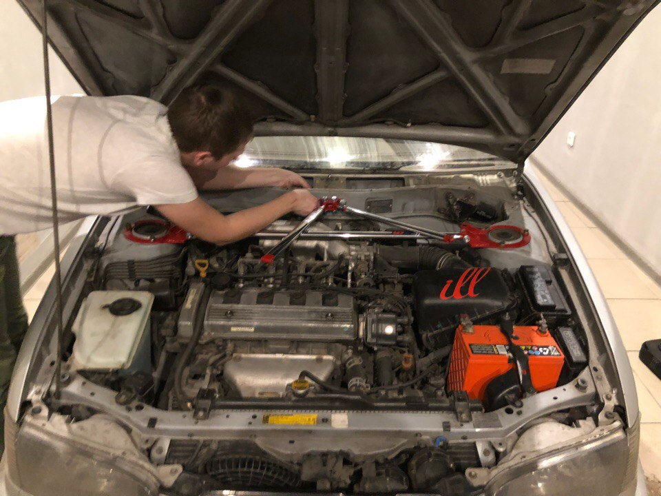 Установка приборки AE111 GT + распорка от Unlim Dynamics — Toyota ...