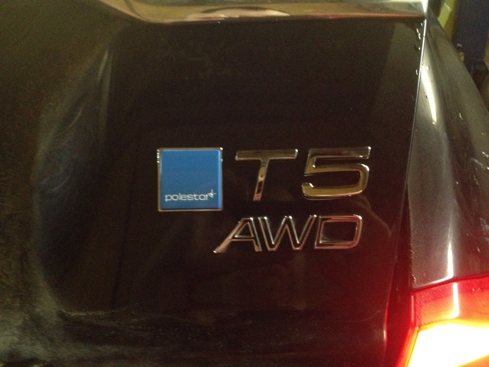 Задний шильдик Т5 — Volvo S80 (2G), 2,5 л, 2008 года | стайлинг | DRIVE2