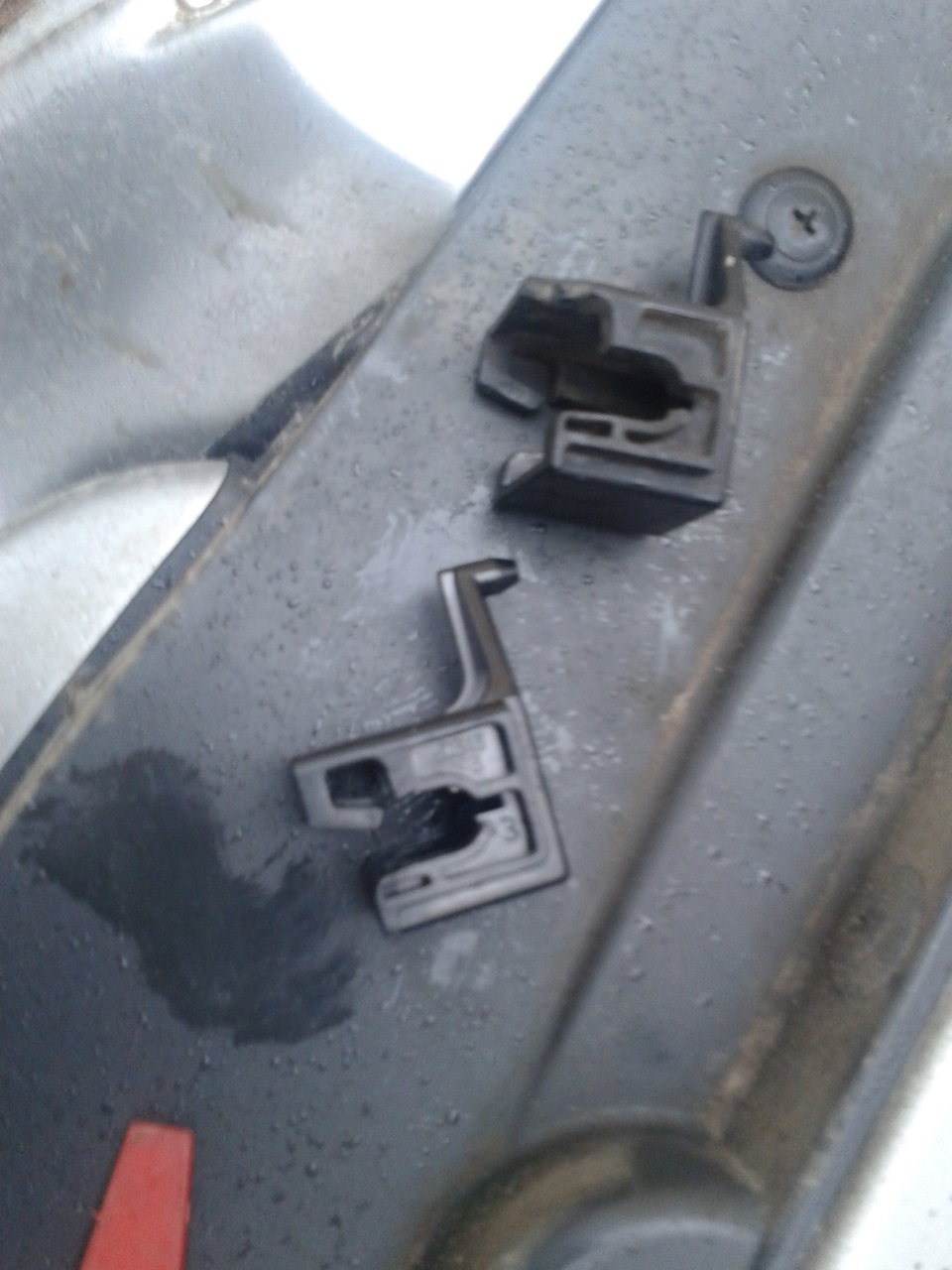 9219135000 Клипса фары KIA HYUNDAI | Запчасти на DRIVE2