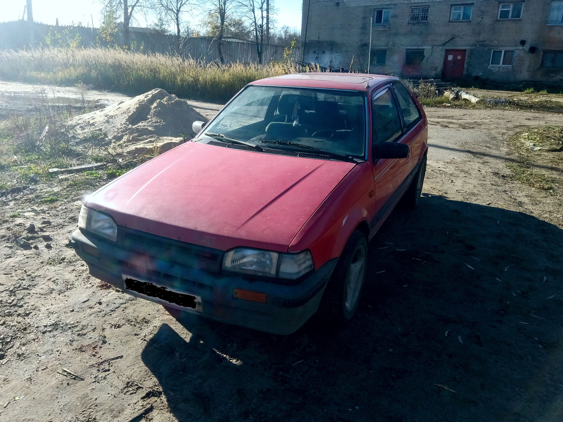 Красная Мазда 323 GTX оригинал — Mazda 323 III, 1,6 л, 1987 года | фотография | DRIVE2