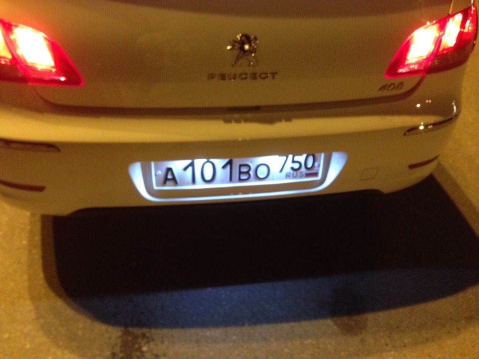 Лампочки в номер — Peugeot 408, 1,6 л, 2013 года | аксессуары | DRIVE2