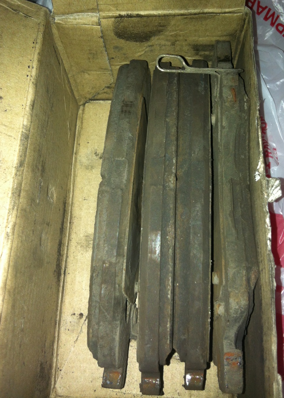 Колодки Hankook frixa — Hyundai Solaris (1G), 1,6 л, 2011 года ...