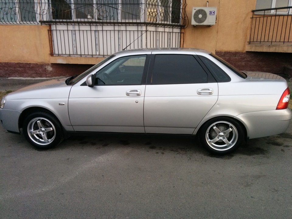 Новые тапки, всегда к месту!) — Lada Приора седан, 1,6 л, 2012 года ...