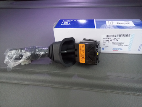 96387324 Переключатель света, поворотов и противотуманных фар GM ...