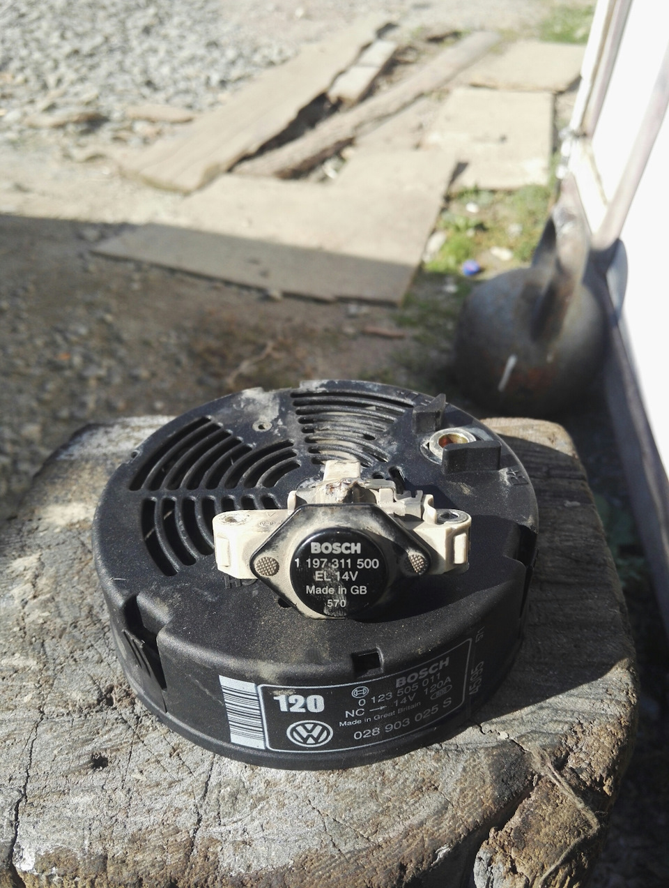 0123505011 Генератор Volkswagen 1997 VAG | Запчасти на DRIVE2