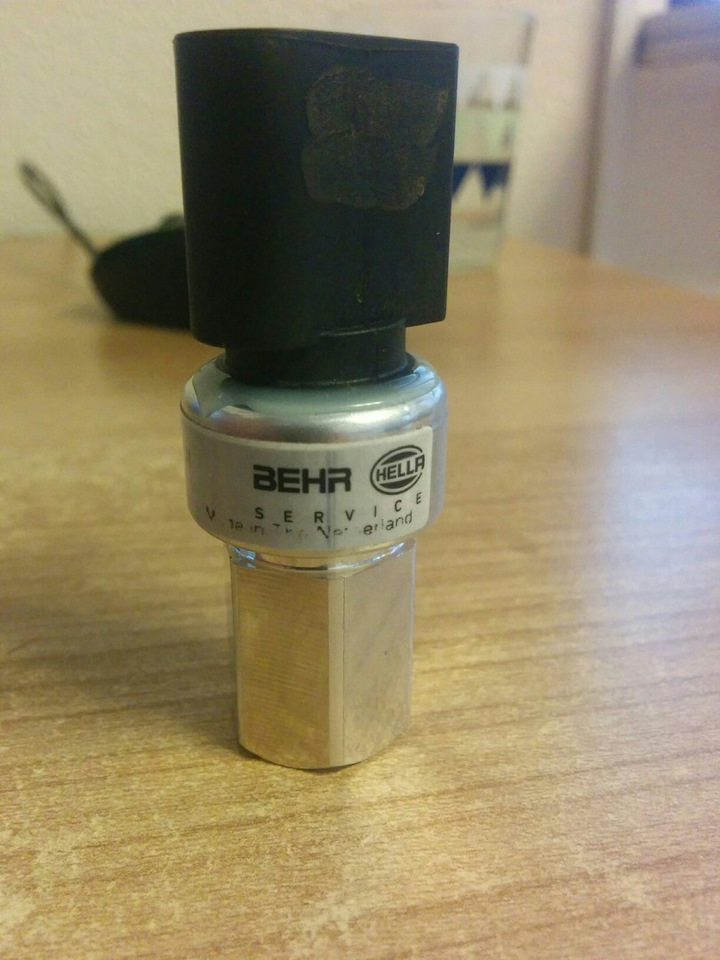 8E0959126B датчик давления хладагента VAG | Запчасти на DRIVE2