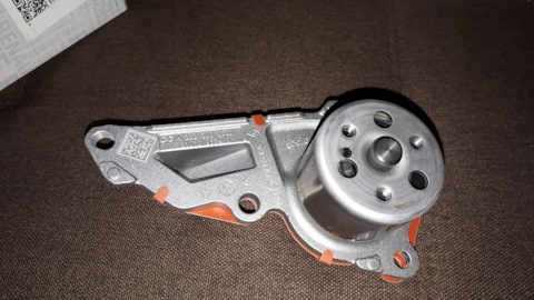 706395060 Водяной насос PIERBURG | Запчасти на DRIVE2