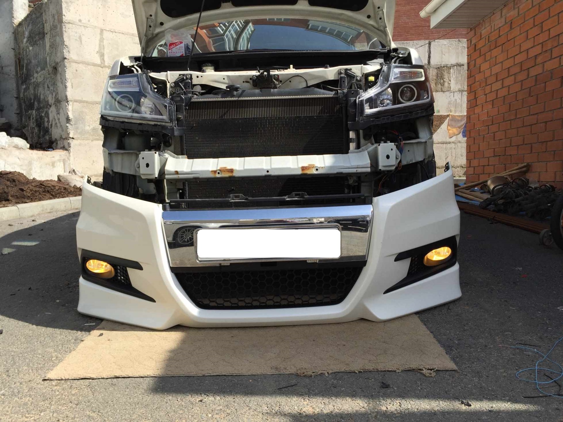 Желтый свет в туманки — Honda Stepwgn (4G), 2 л, 2010 года ...