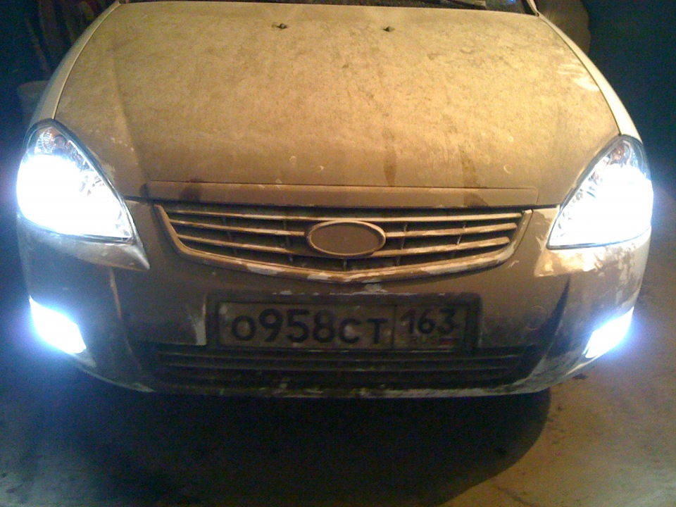 ПТФ в Новый Ресталинговый Бампер — Lada Приора седан, 1,6 л, 2011 года ...