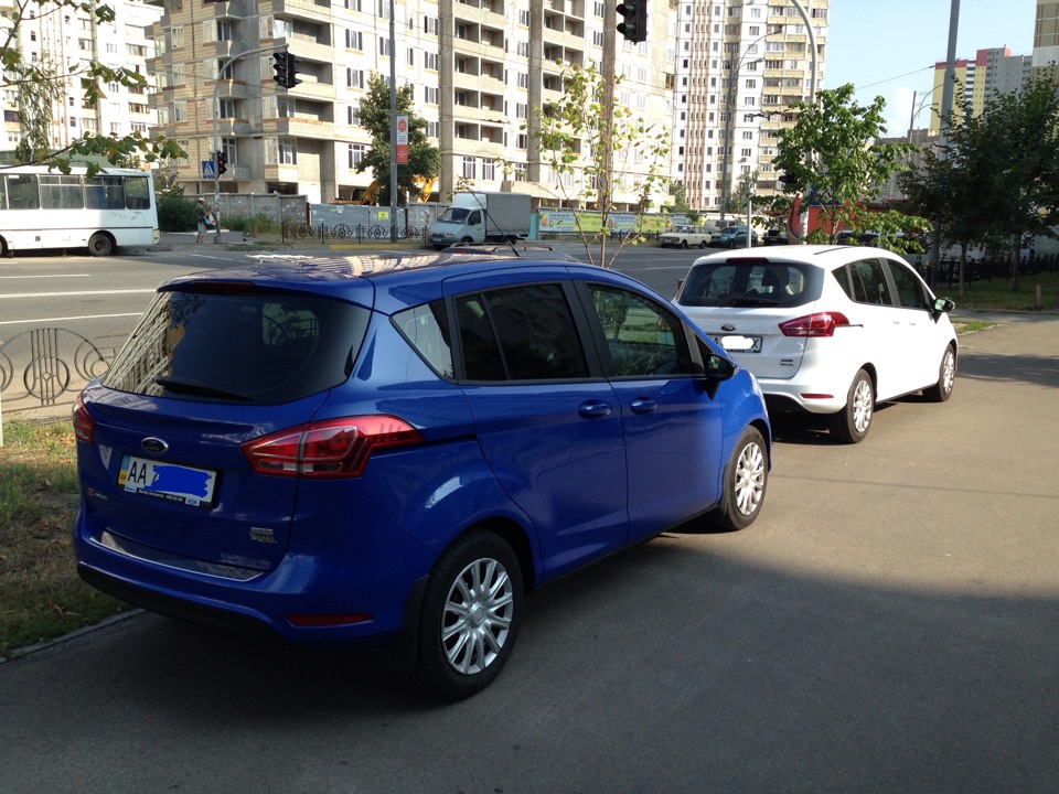 White Blue B-Max Club — Ford B-Max, 1 л, 2013 года | фотография | DRIVE2