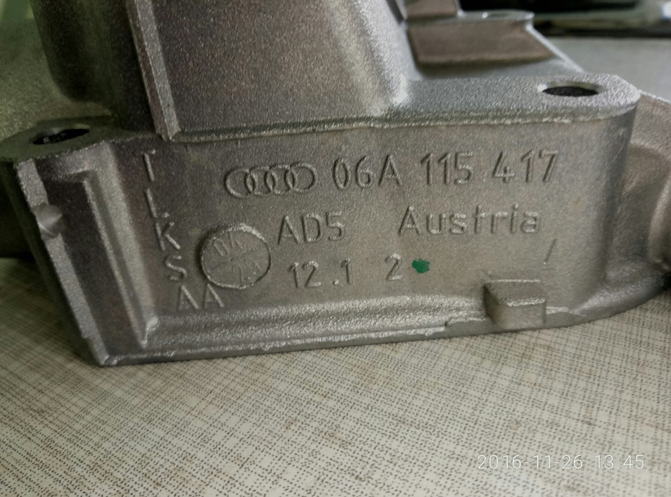 06A115417 Кронштейн масляного фильтра 1.8T vw VW PASSAT B5 97-05 ОЕ ...