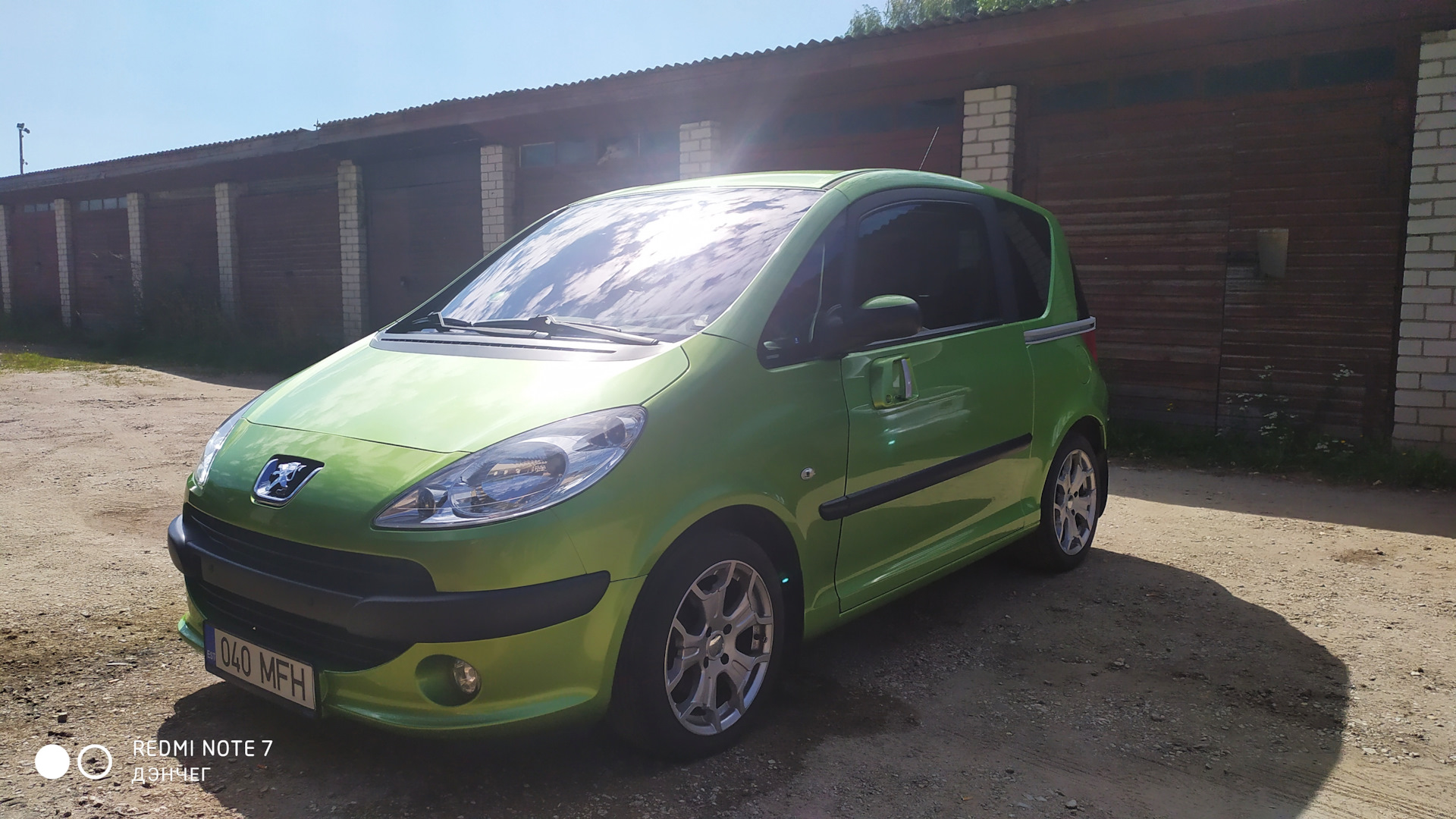 Peugeot 1007 1.6 бензиновый 2005 | на DRIVE2