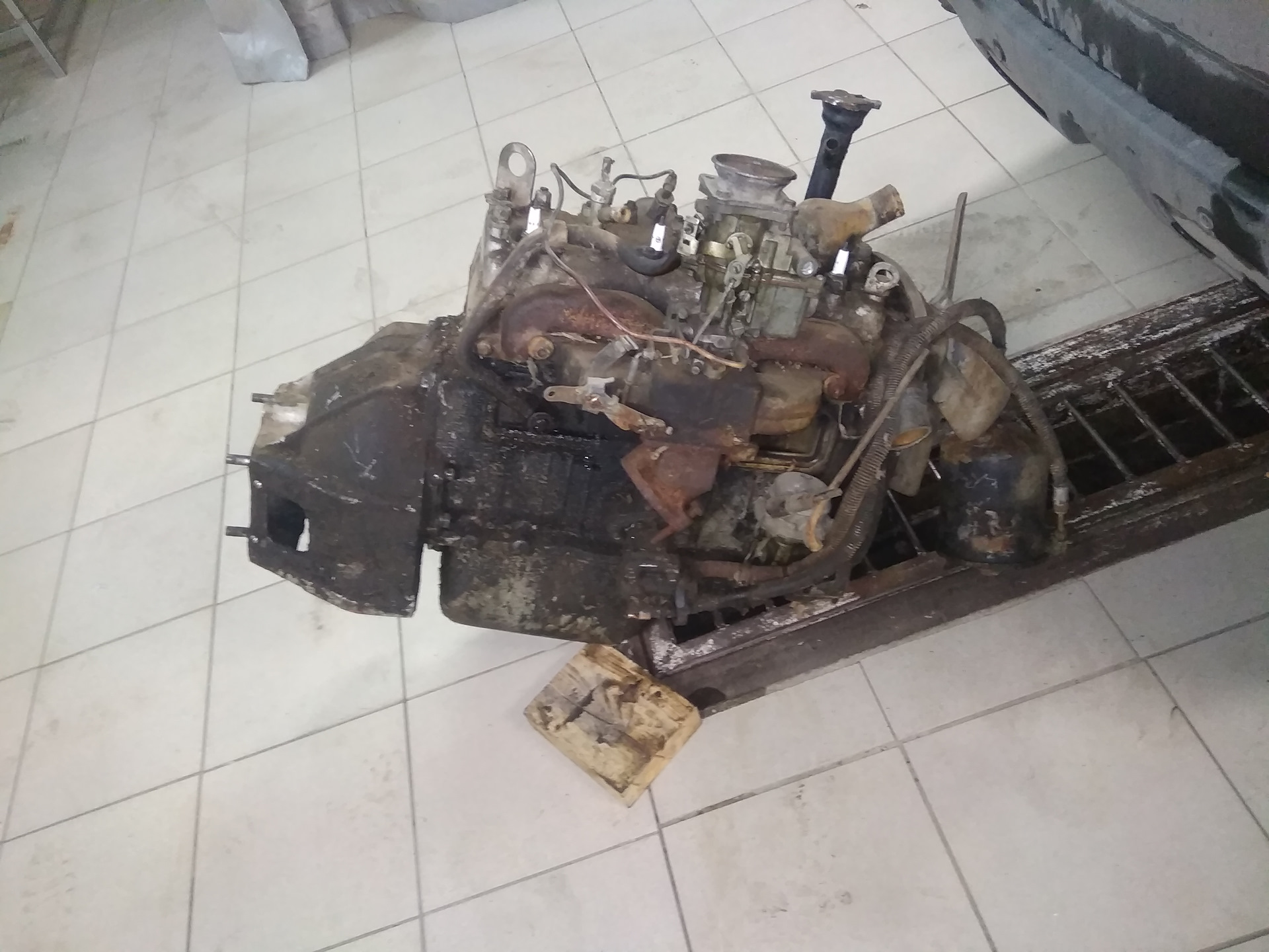 Переделка Toyota Land Cruiser 200 из 2012 в 2016… Часть 0. — DRIVE2