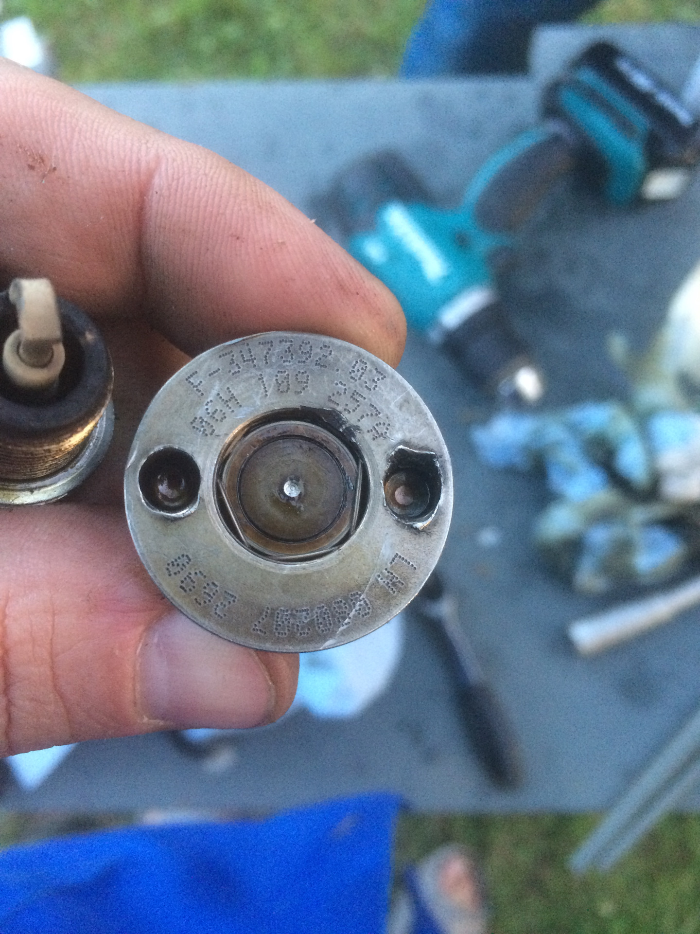 Установка датчиков уровня ОЖ в расширительный бачек — Mazda MPV, 2,5 л, 1997 года | тюнинг | DRIVE2