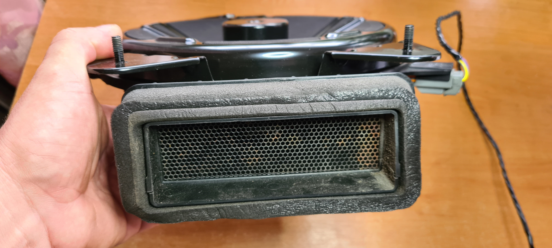 Bowers & Wilkins 1400 watt Volvo XC90. 1 часть. — Volvo XC90 (2G), 2 л ...