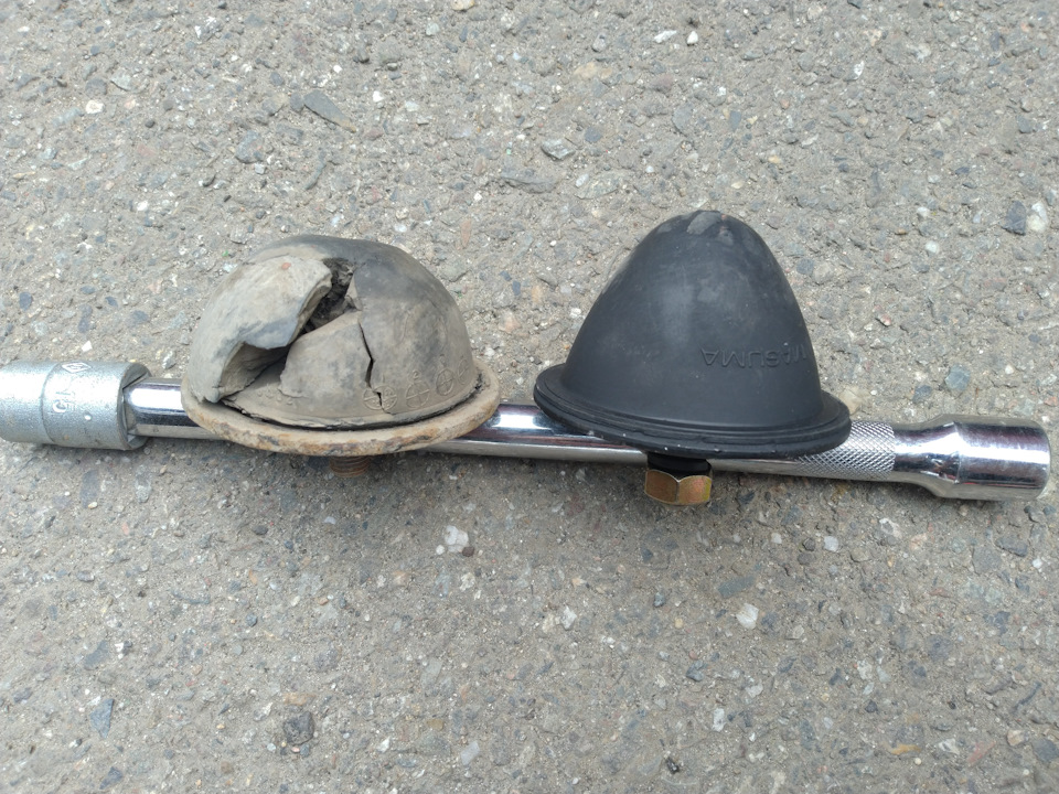 Замена отбойника нижнего рычага — Mitsubishi Pajero Sport (1G), 3 л ...