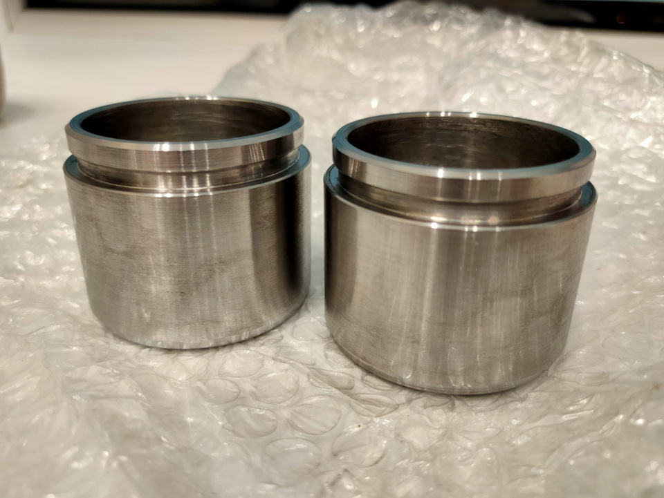 Тормозные поршни из нержавейки и ремкомплекты суппортов — Suzuki 2G, 2 ...