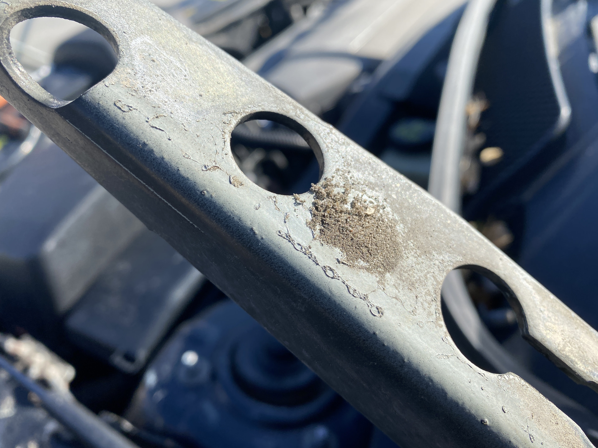 Частная практика: Удаление ржавчины с Volvo XC90 путём замены деталей ...