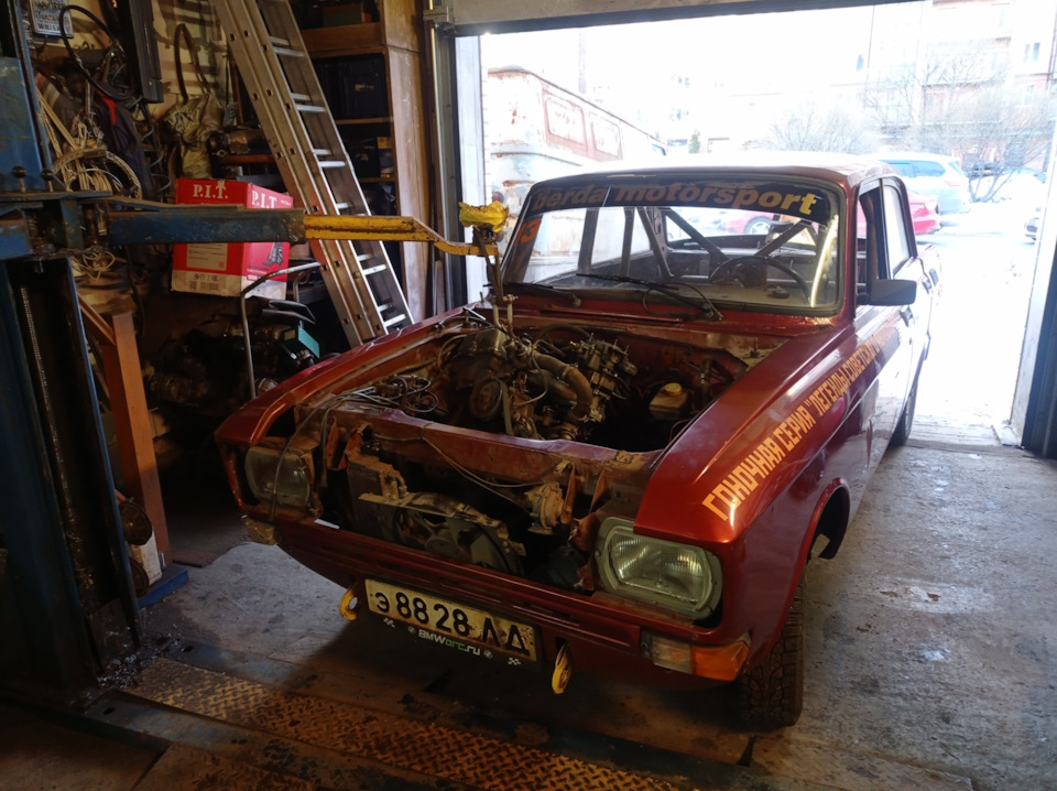 Зимние гонки без самой гонки) — Москвич 2140 SL, 2 л, 1987 года ...