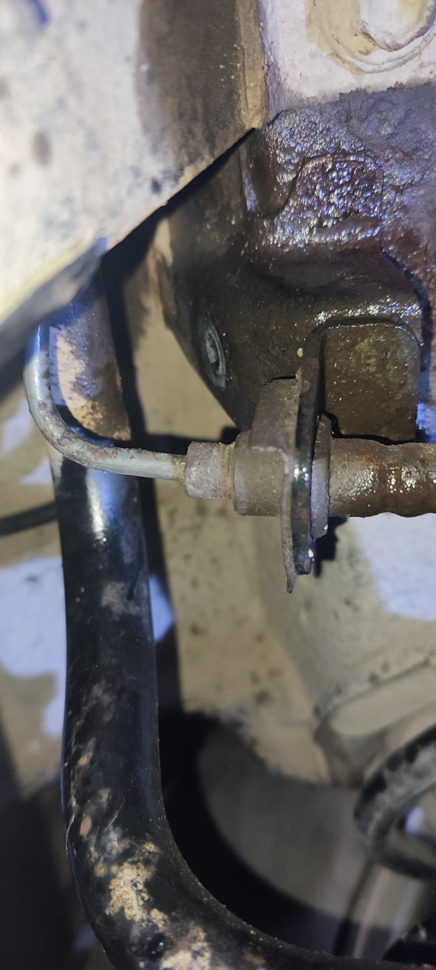 Замена задних стоек стабилизатора и резинок. — Toyota RAV4 (II), 2 л ...